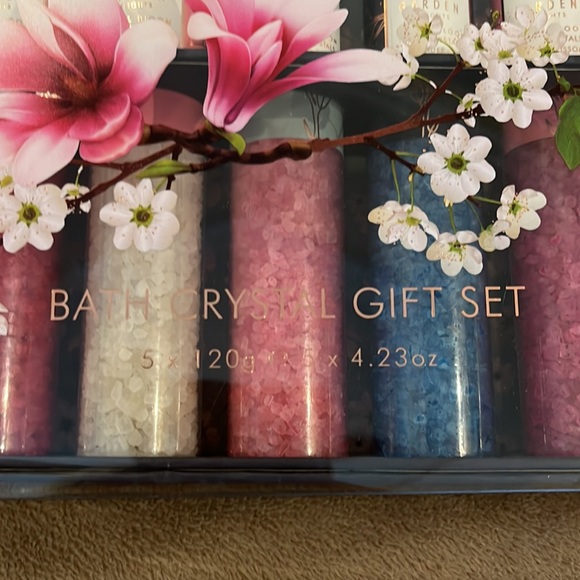 garden delights | Bath & Body | Garden Delights Bath Crystal Set | Poshmark